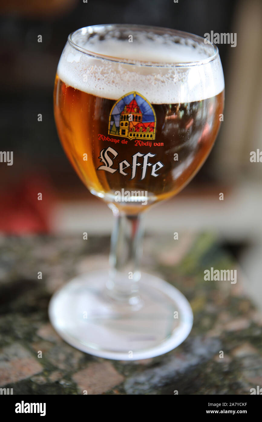 Leffe logo hi-res stock photography and images - Alamy