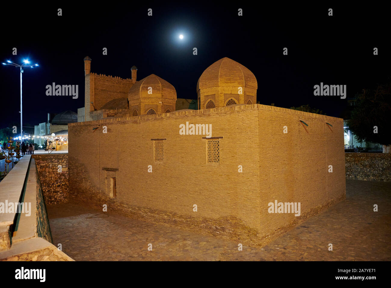 illuminated Magok-i-Attari Mosque, Bukhara, Uzbekistan, Central Asia ...