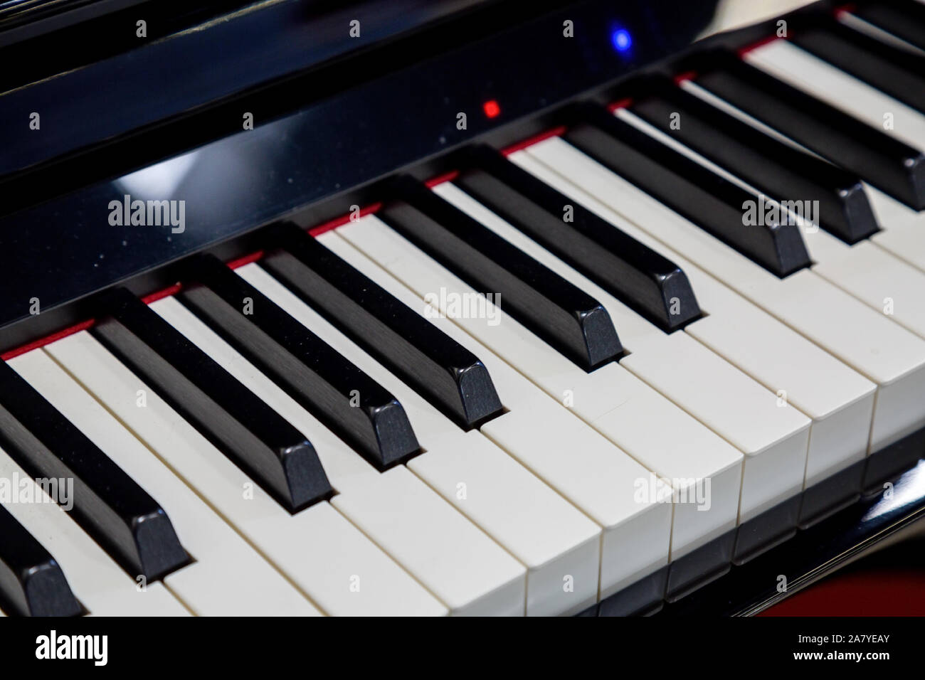 Piano showroom hi-res stock photography and images - Alamy