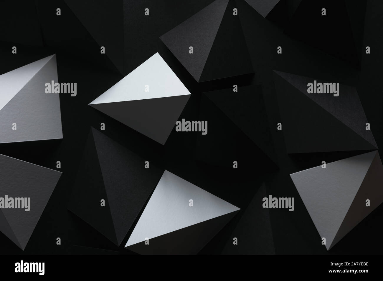 Black and white 3d shapes hi-res stock photography and images - Alamy