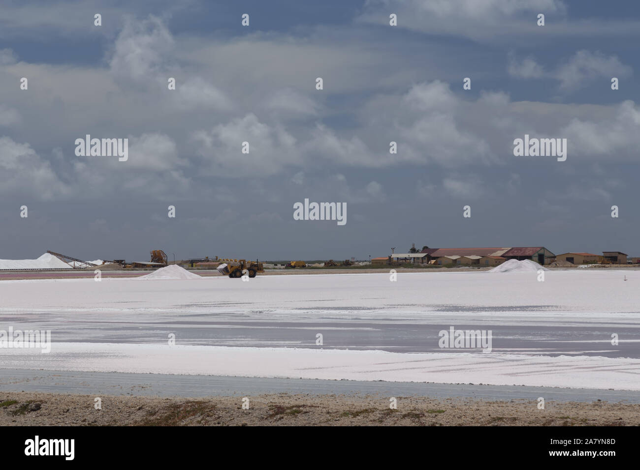Bonaire salt pyramid hi-res stock photography and images - Alamy