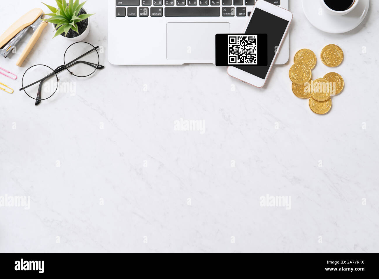 Qr code office hi-res stock photography and images - Alamy