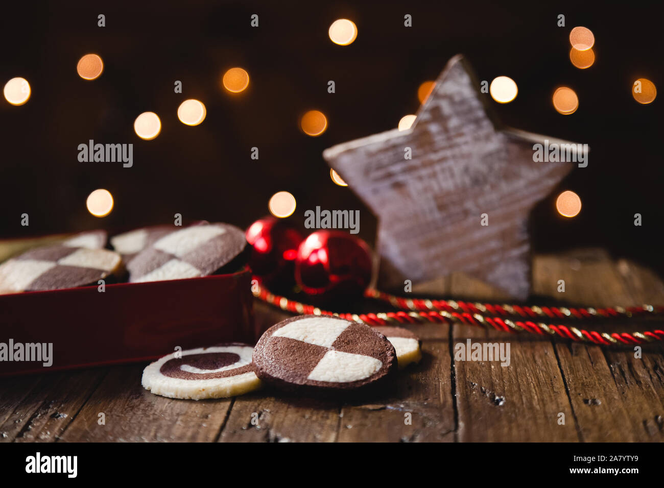 Traditional German Christmas cookies (checkered biscuits) in red ...