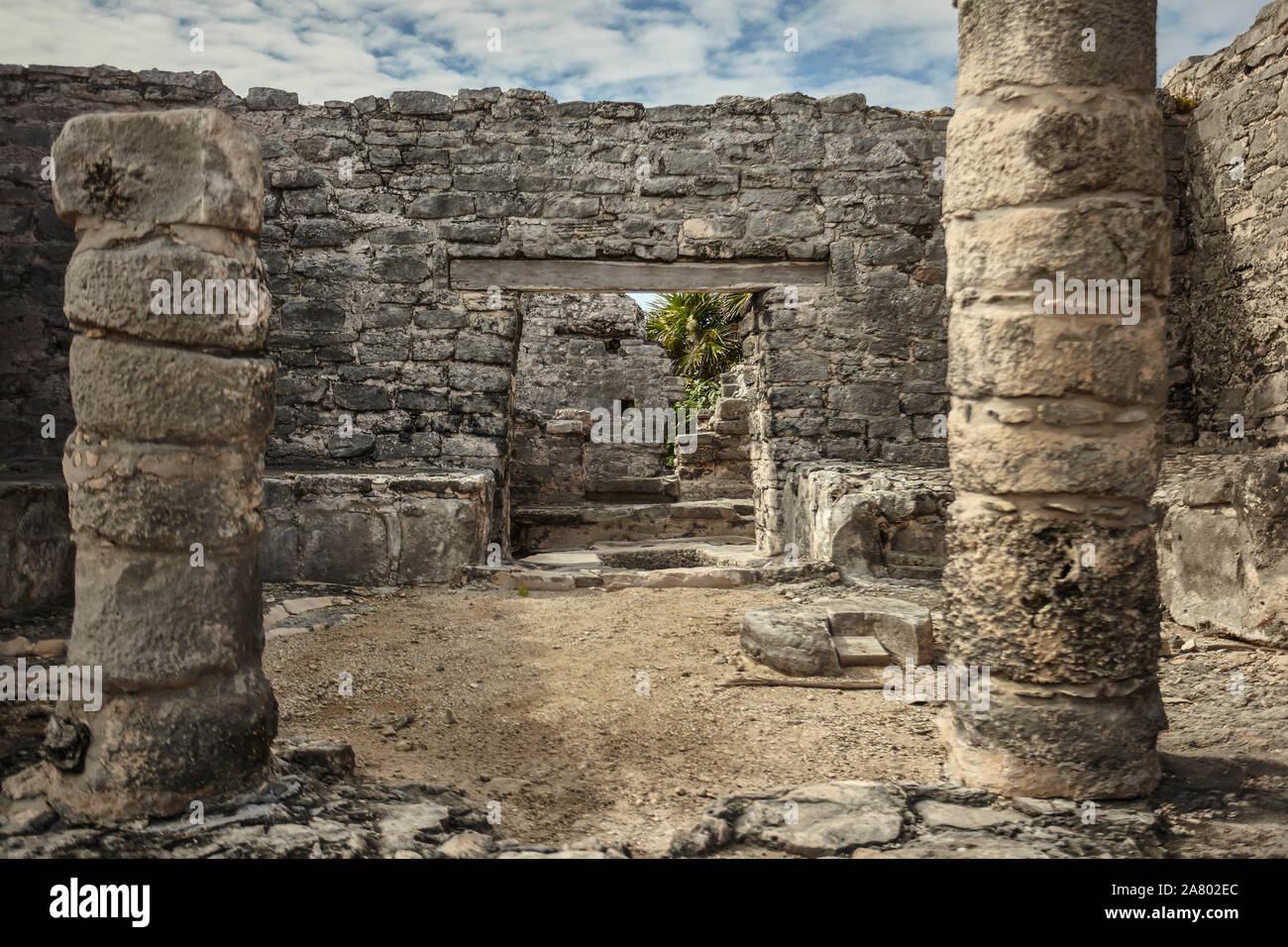 Columns of the Mayan temples #2 Stock Photo - Alamy