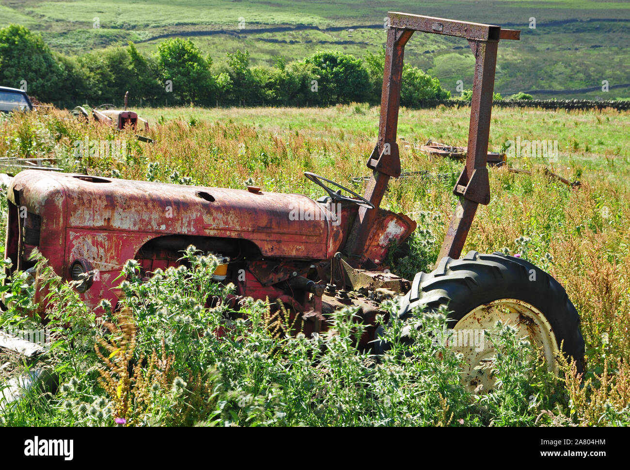 Tractor old broken down tractor hi-res stock photography and images - Alamy