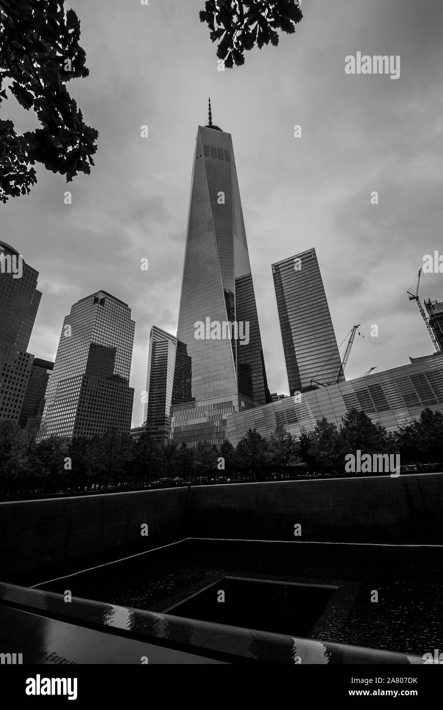 Freedom Tower and Memorial Stock Photo - Alamy