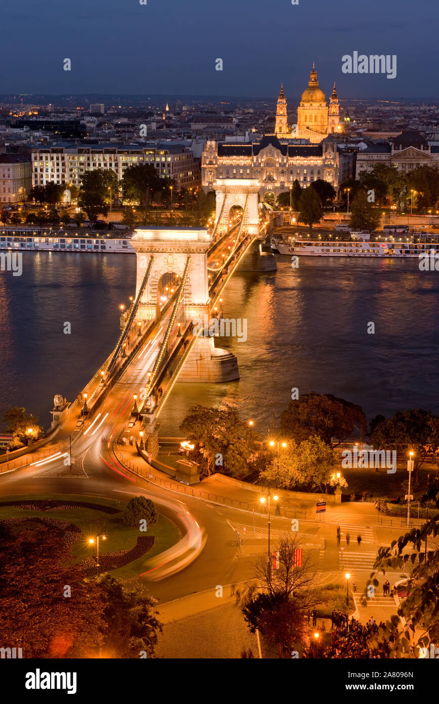Night view and lights of Széchenyi Chain Bridge. Budapest Stock Photo ...