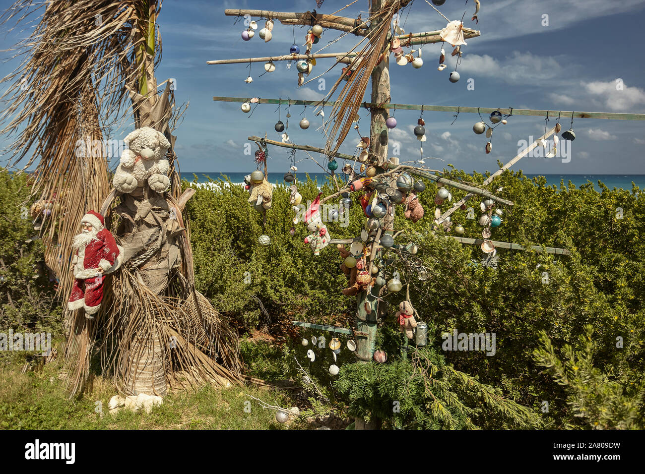 Poor christmas decorations hi-res stock photography and images - Alamy