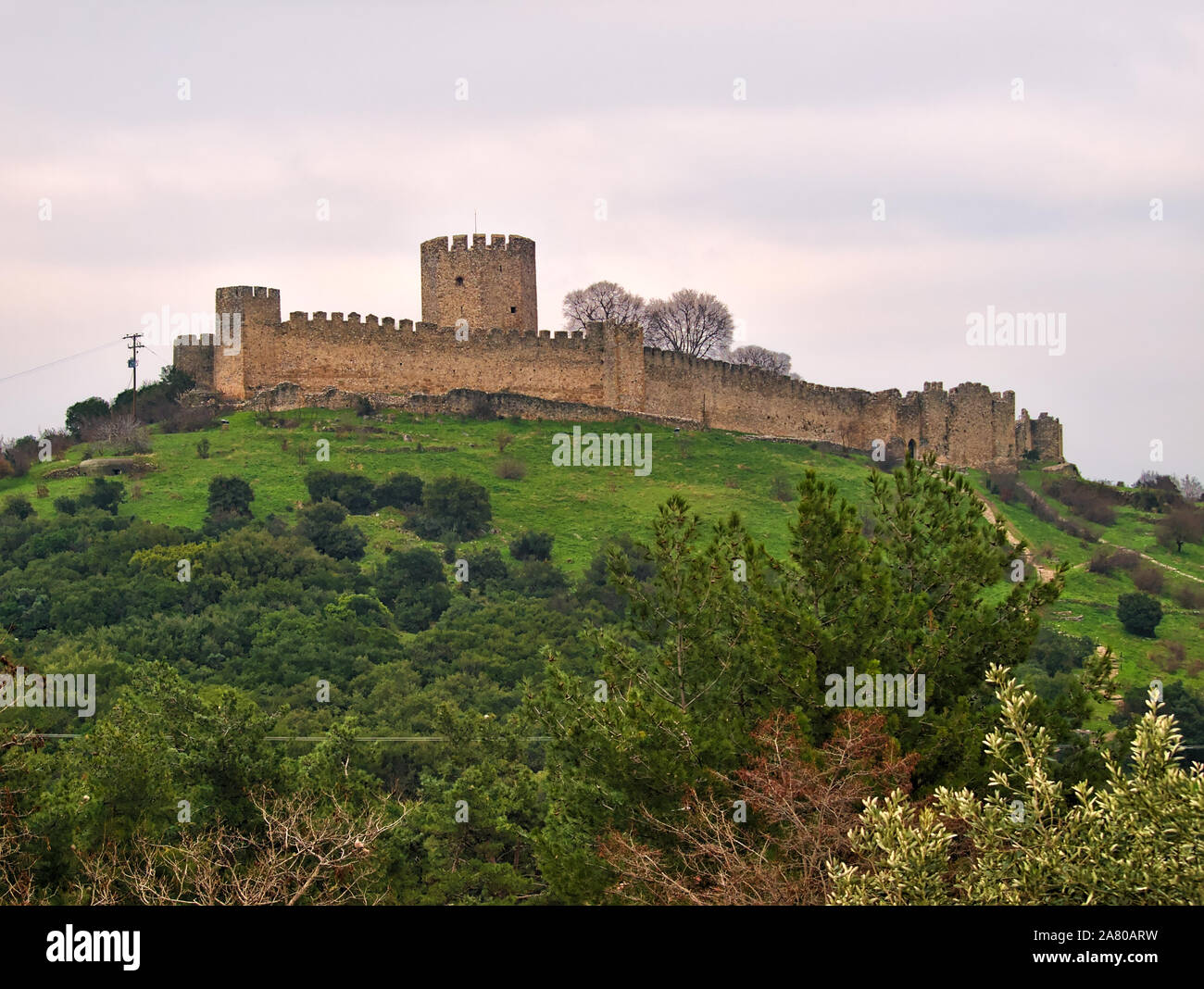 Old castle in platamonas greece hi-res stock photography and images - Alamy