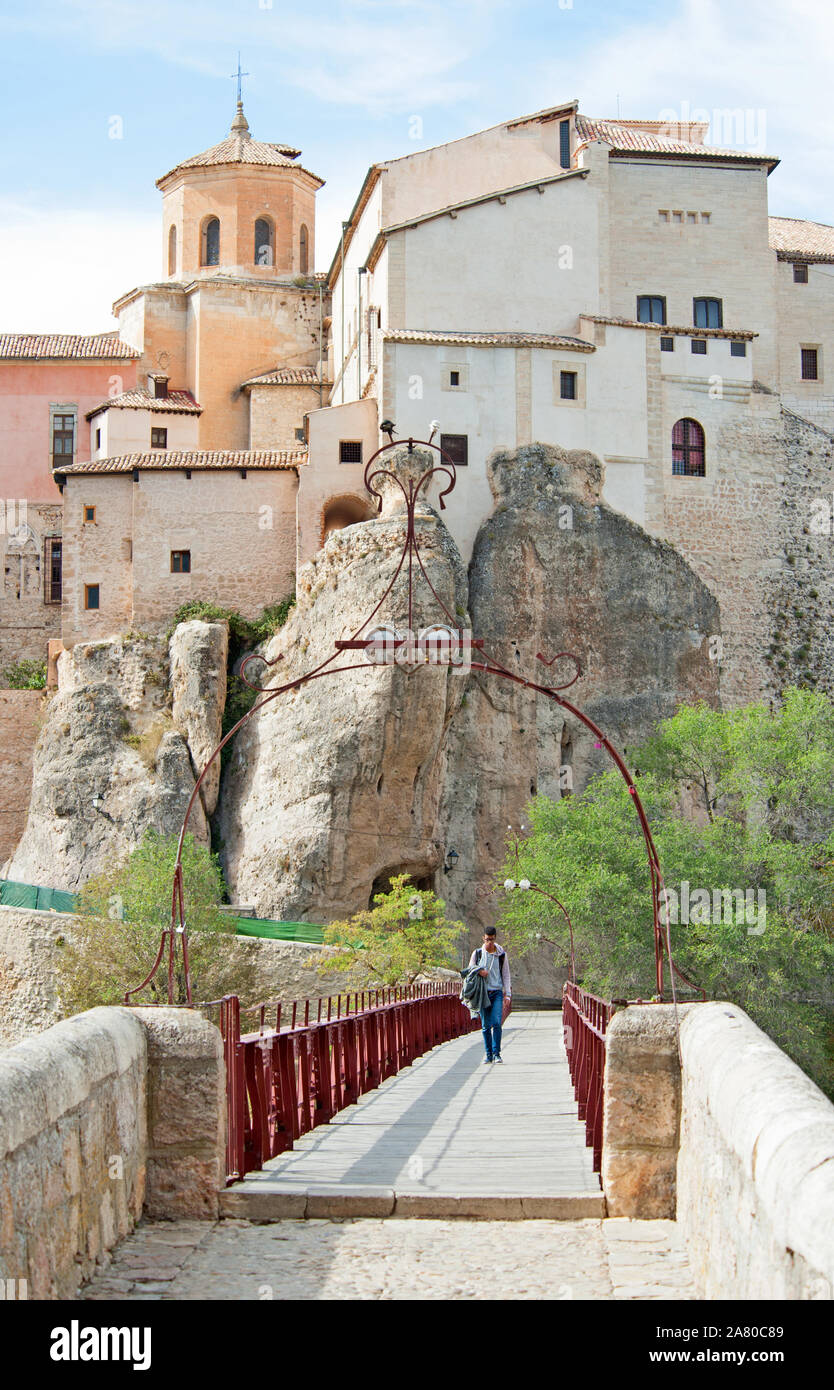 Cuenca bridge hi-res stock photography and images - Alamy