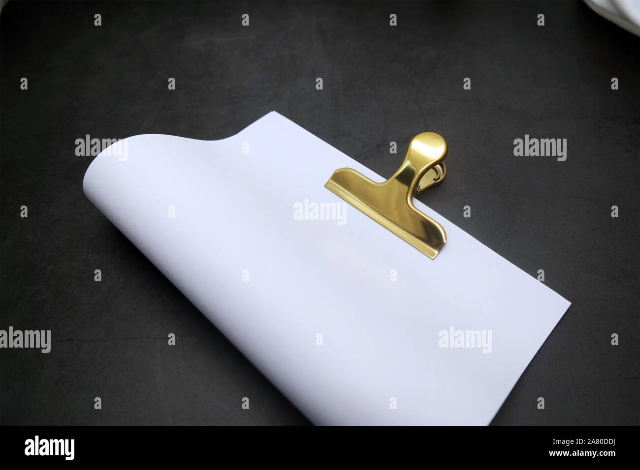 Gold paper clip hi-res stock photography and images - Alamy