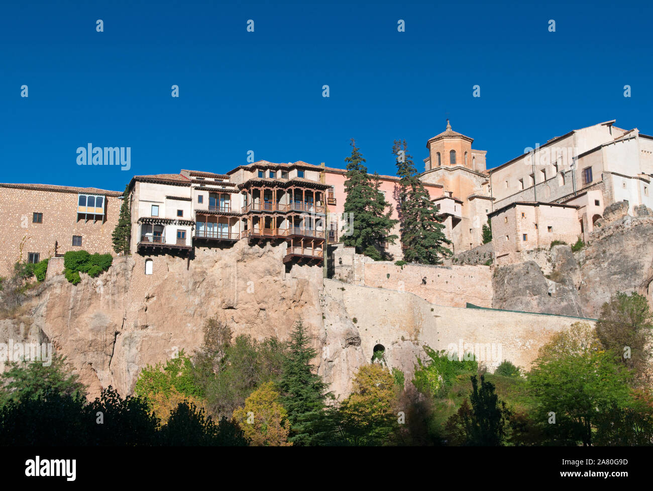Hanging houses cuenca spain hi-res stock photography and images - Alamy