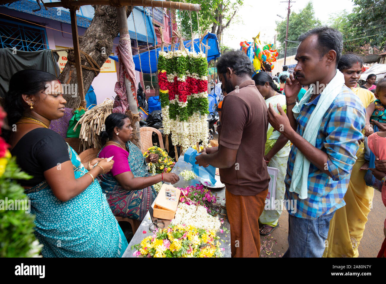 Puthur kulumai amman kutti kudi tiruvizha festival hi-res stock ...