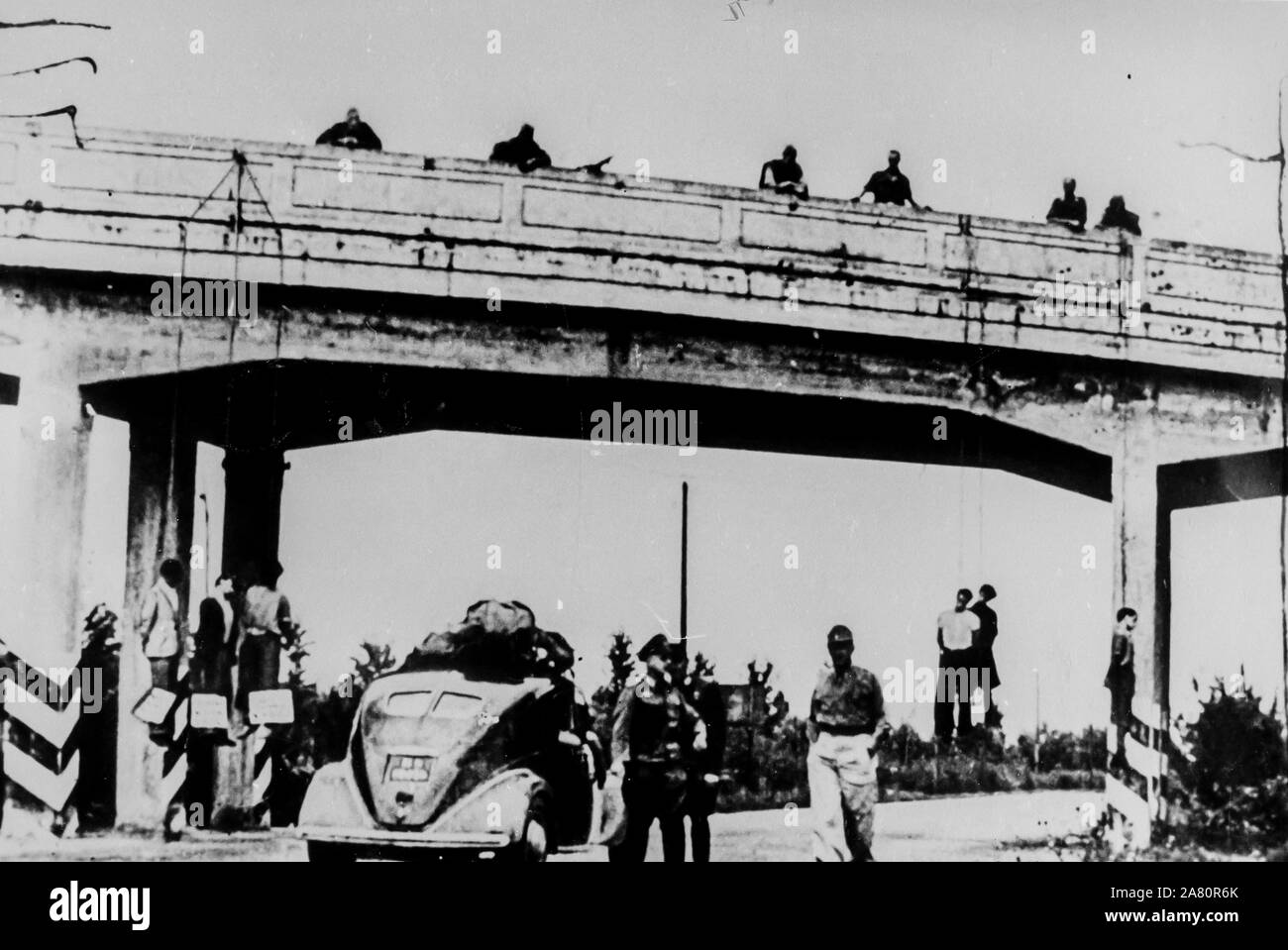 Death by hanging hi-res stock photography and images - Alamy