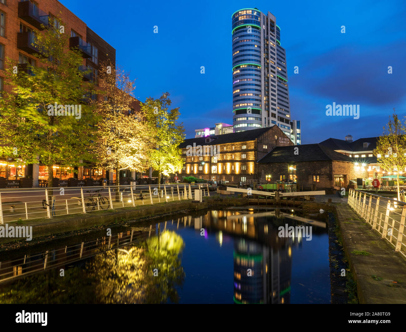 Granry wharf leeds hi-res stock photography and images - Alamy