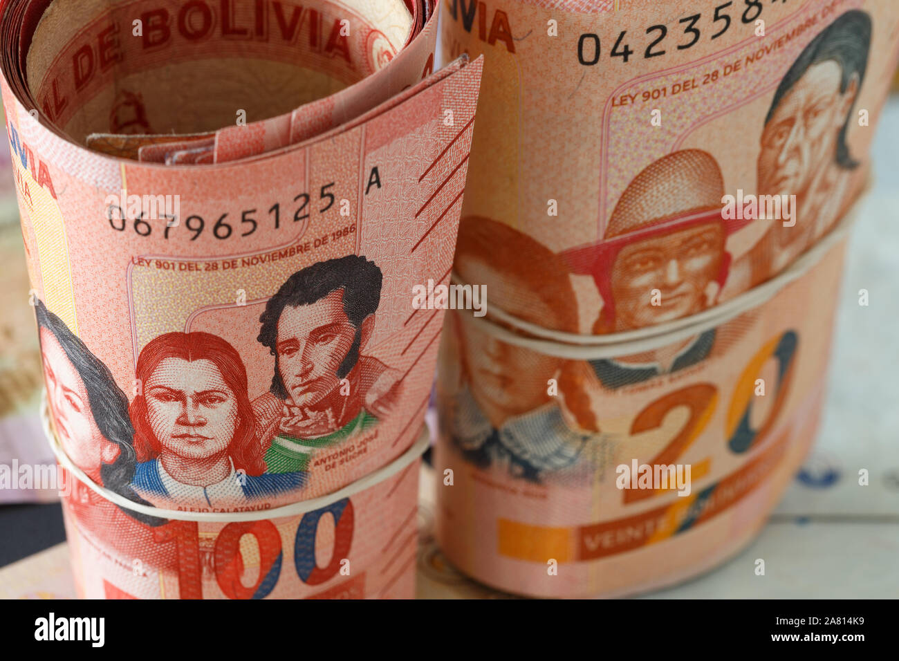 Bolivia money, bolivianos, Various banknotes Stock Photo - Alamy