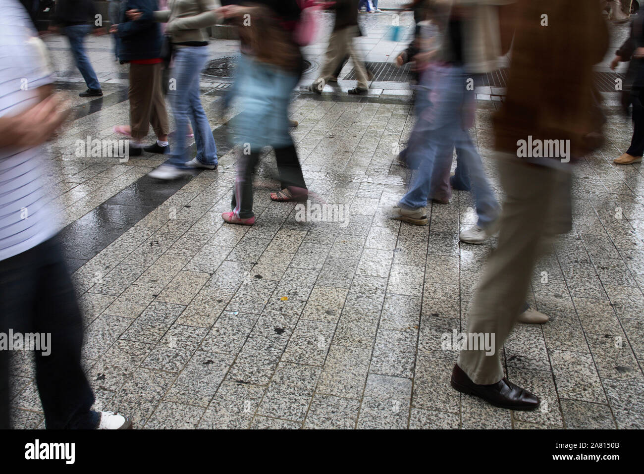 PEOPLE IN MOTION at a City Street Stock Photo - Alamy