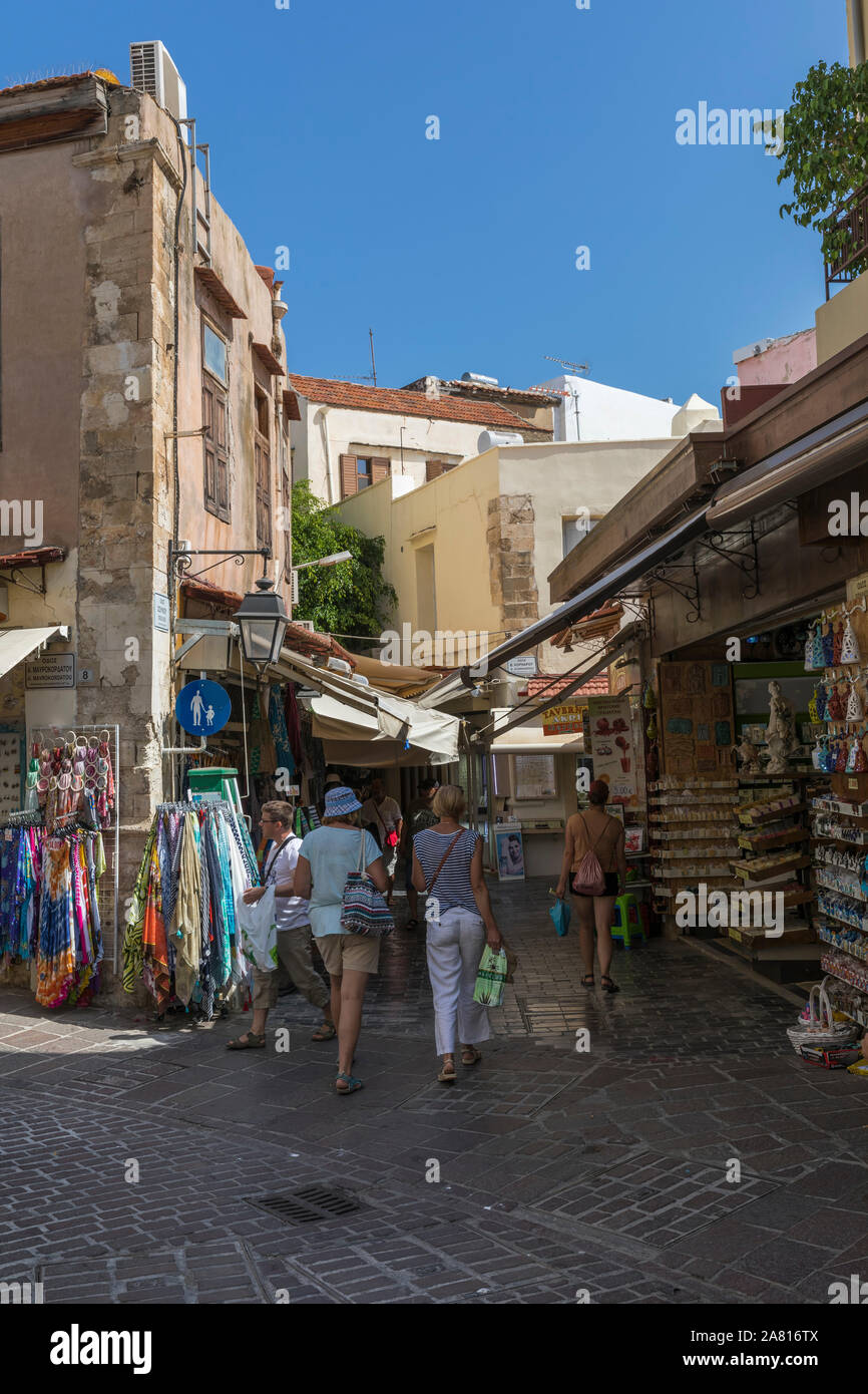 Narrow street of Old Rethymno, Crete Stock Photo - Alamy