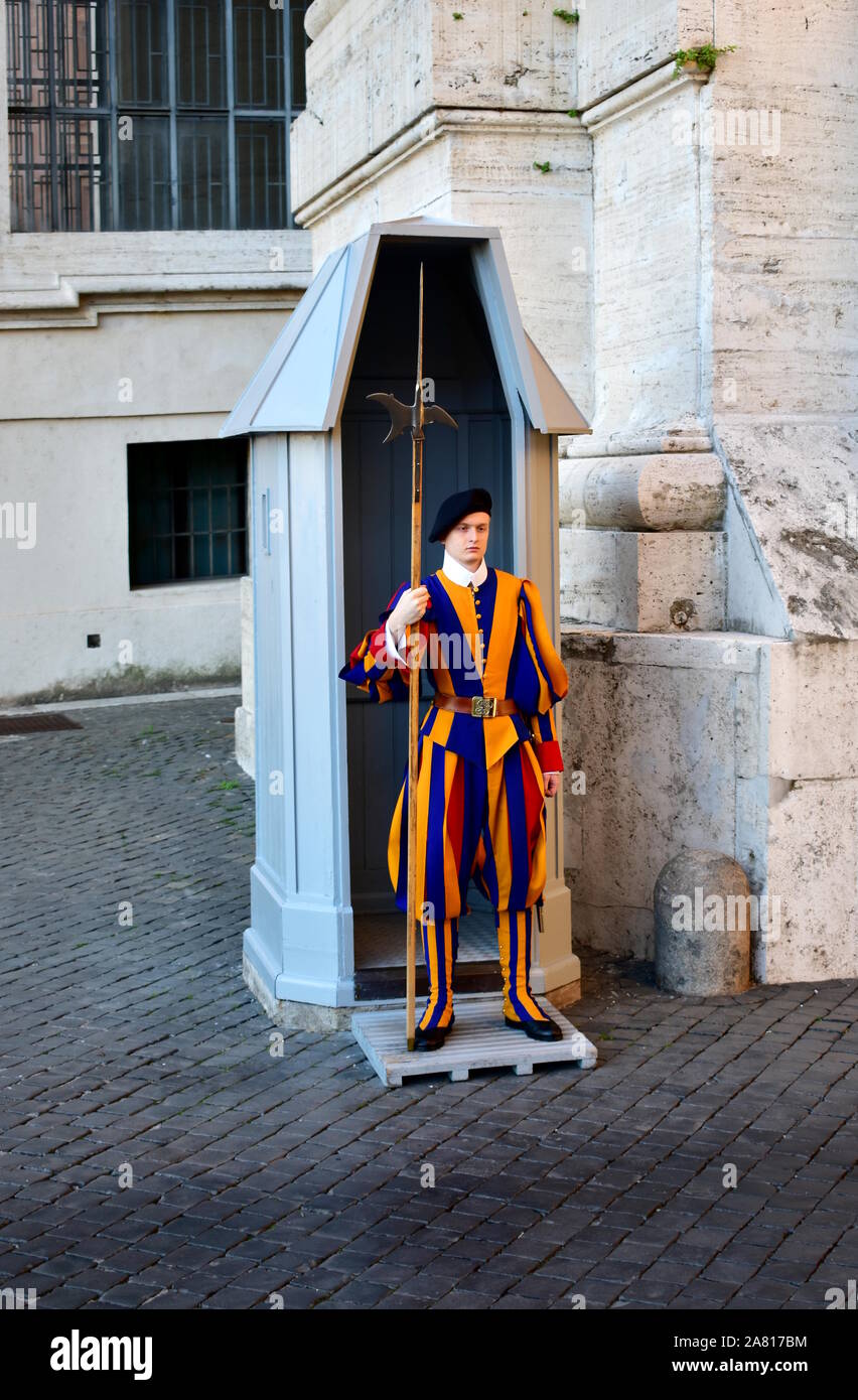 Pontifical swiss guard in his traditional uniform hi-res stock ...
