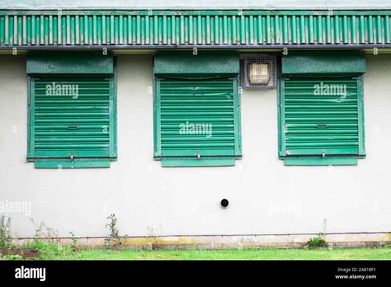 Roller shutters van hi-res stock photography and images - Alamy