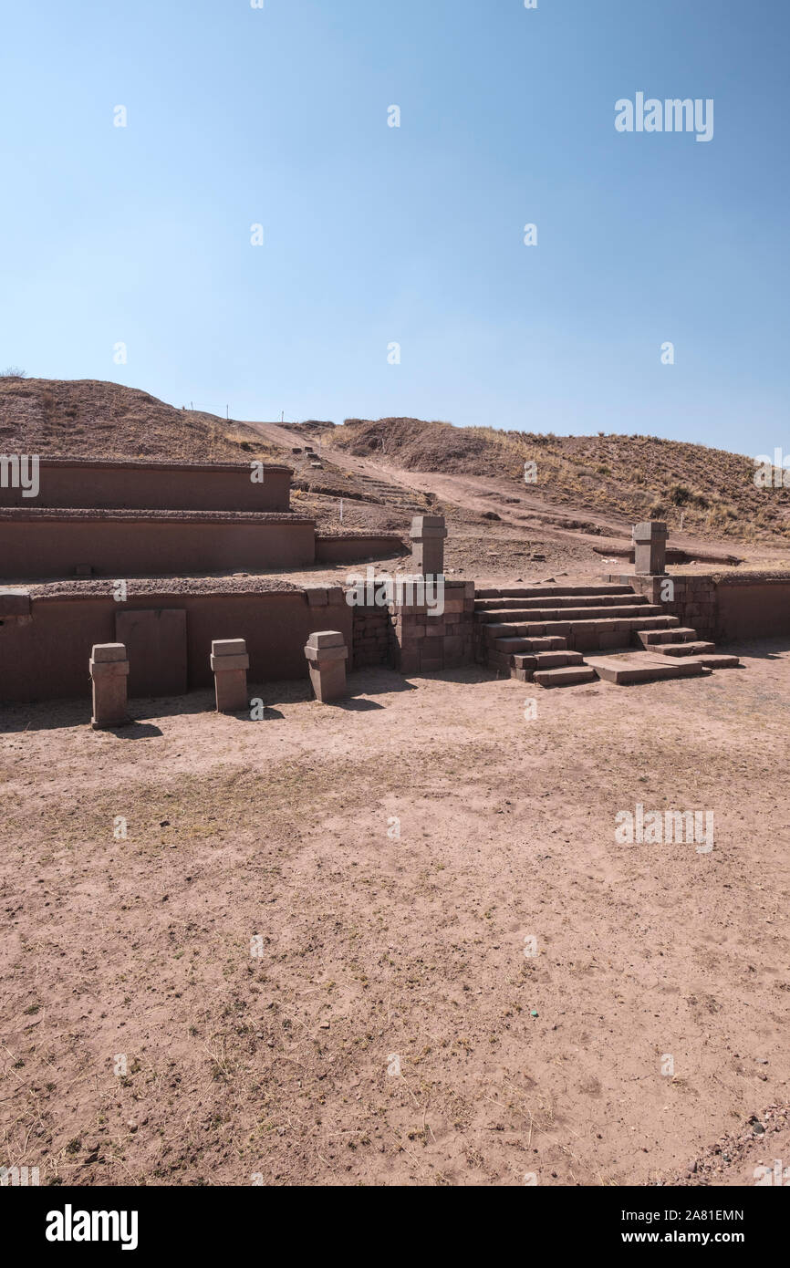 Akapana Pyramid at Tiwanaku Archeological Complex, Bolivia Stock Photo ...
