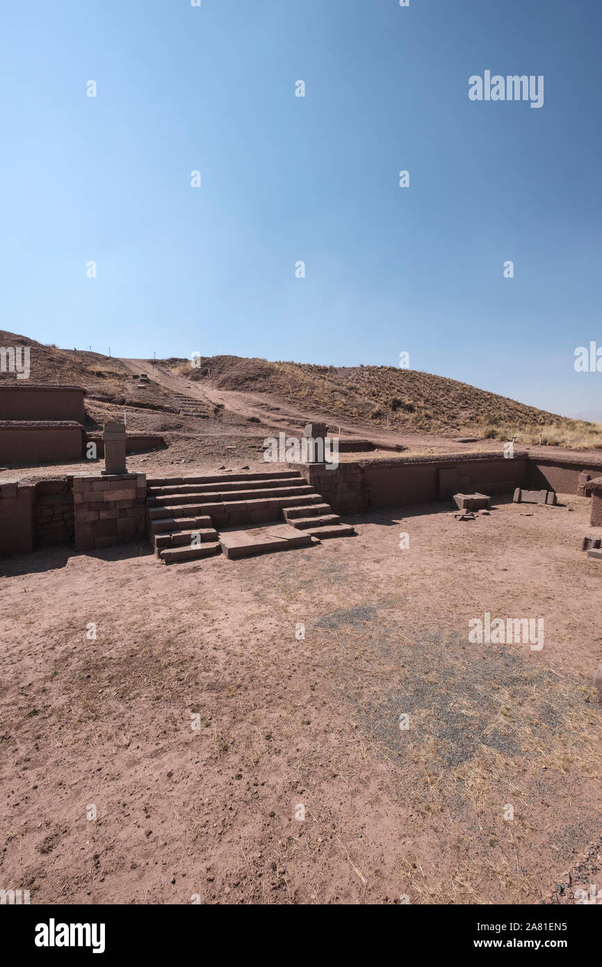 Akapana Pyramid at Tiwanaku Archeological Complex, Bolivia Stock Photo ...