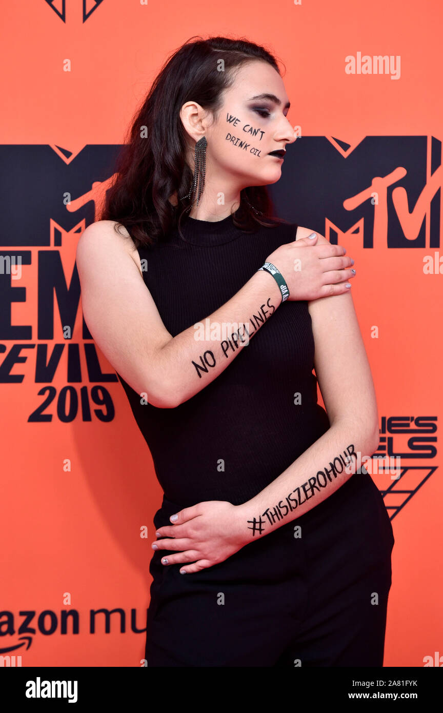 Jamie Margolin High Resolution Stock Photography and Images - Alamy