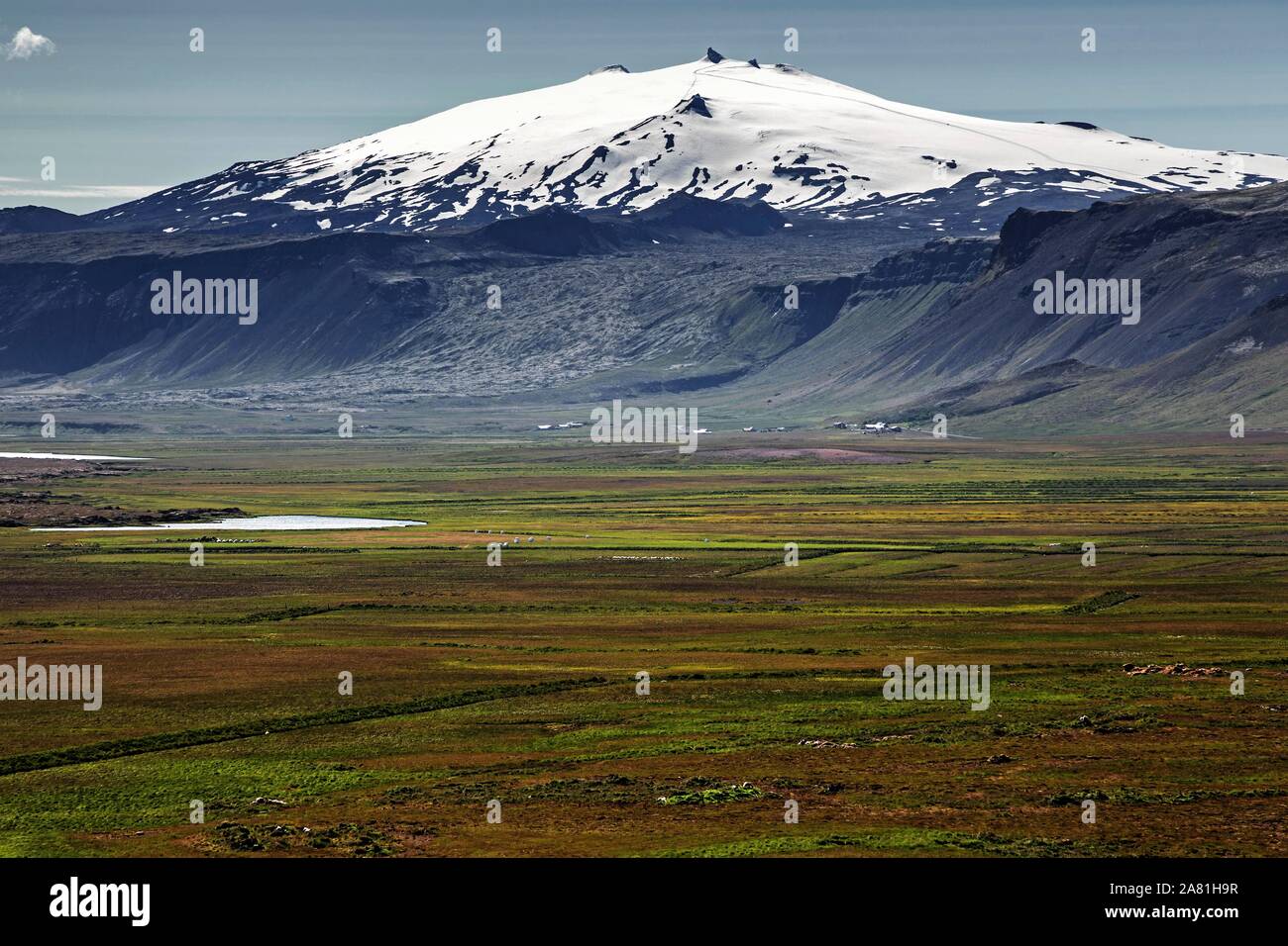 Back volcanic glacier snaefellsjokull hi-res stock photography and ...