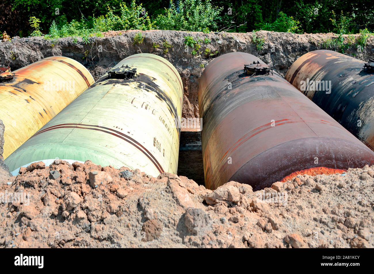 Underground gasoline storage tanks hi-res stock photography and images ...
