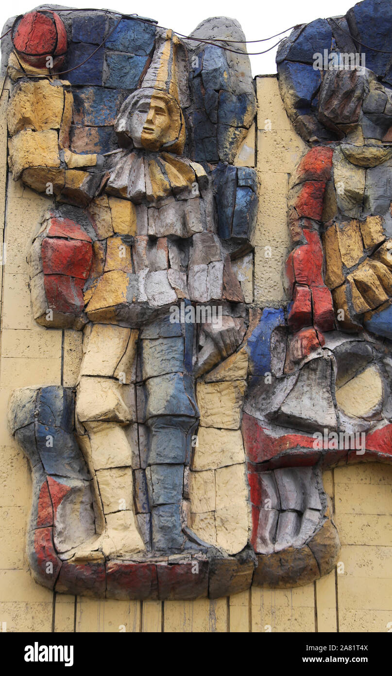 Russian circus clown circus hi-res stock photography and images - Alamy