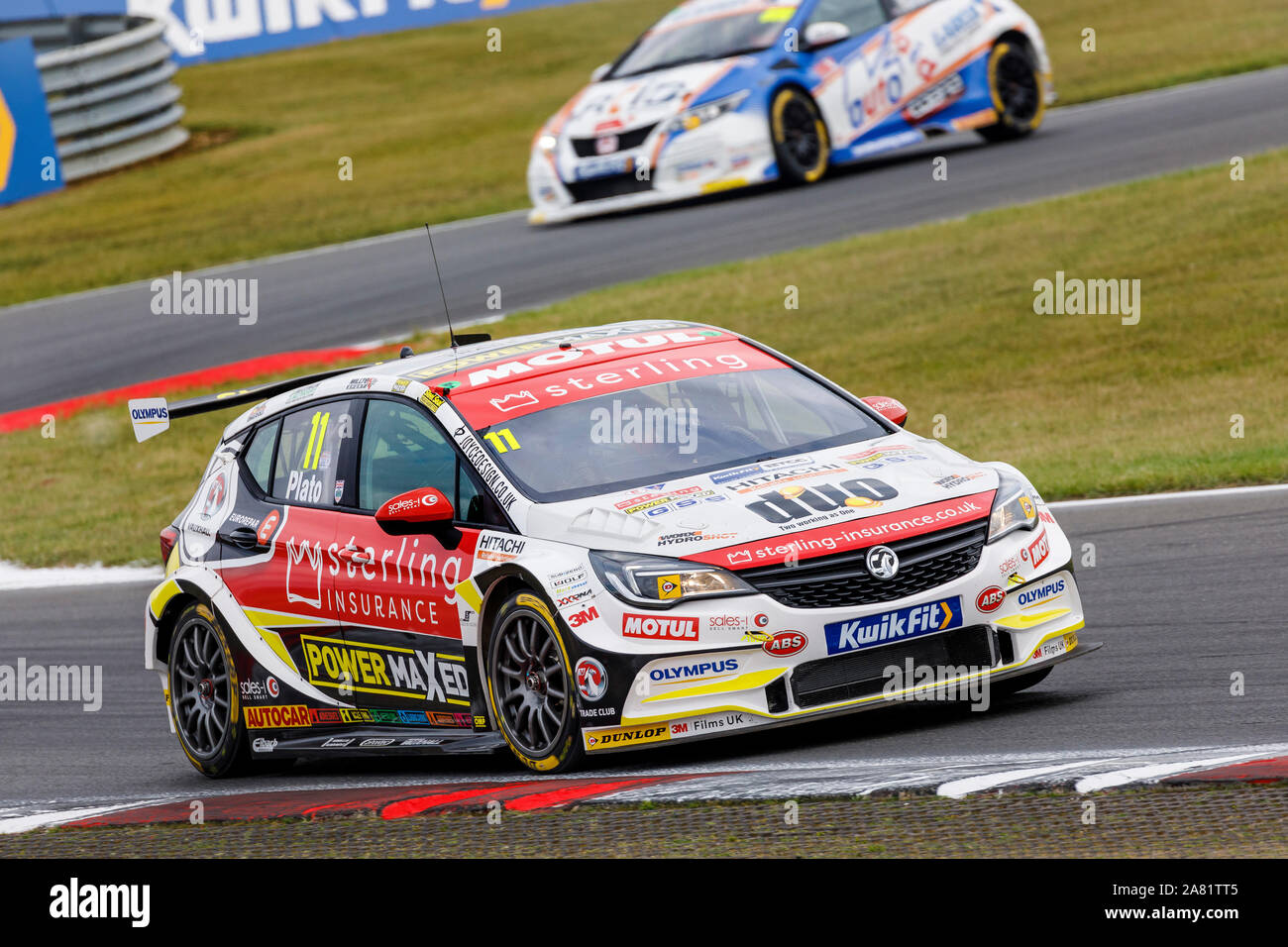 Vauxhall racing hi-res stock photography and images - Alamy
