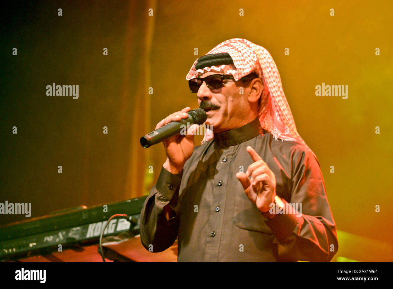 Syrian singer Omar Souleyman performing live Stock Photo - Alamy