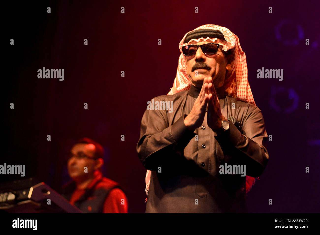 Syrian singer Omar Souleyman performing live Stock Photo - Alamy