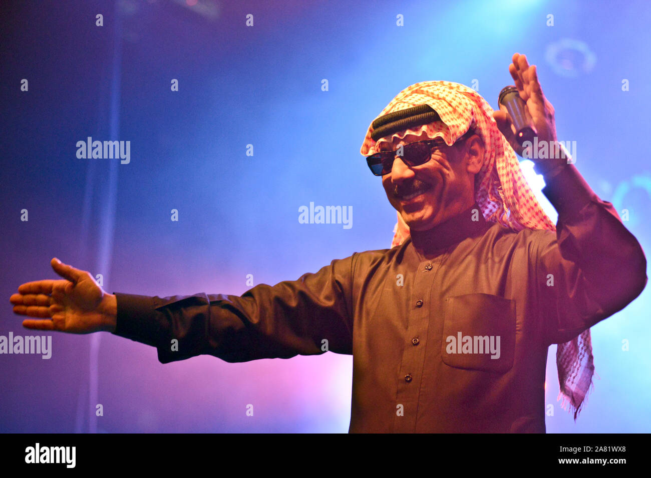 Syrian singer Omar Souleyman performing live Stock Photo - Alamy