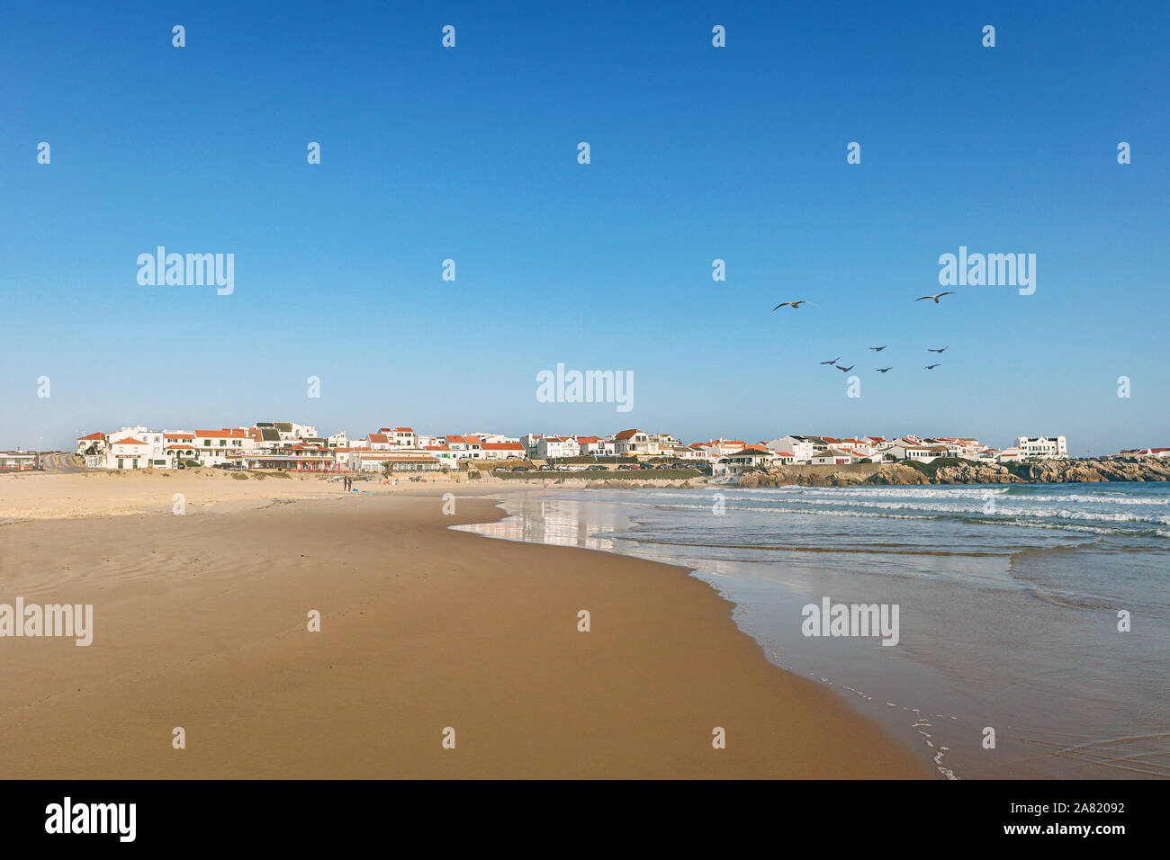 Praia do baleal peniche hi-res stock photography and images - Alamy