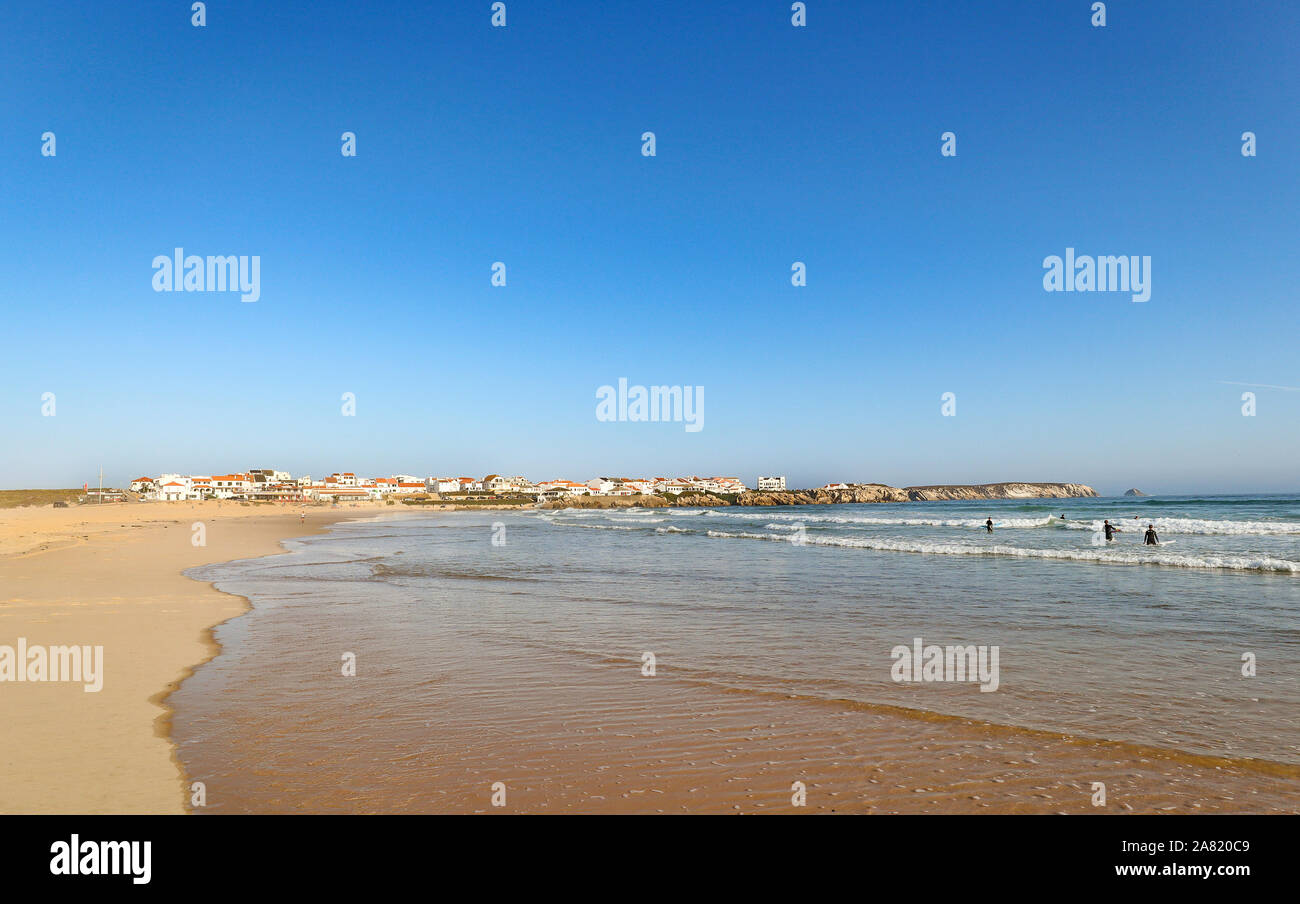 Praia do baleal peniche hi-res stock photography and images - Alamy