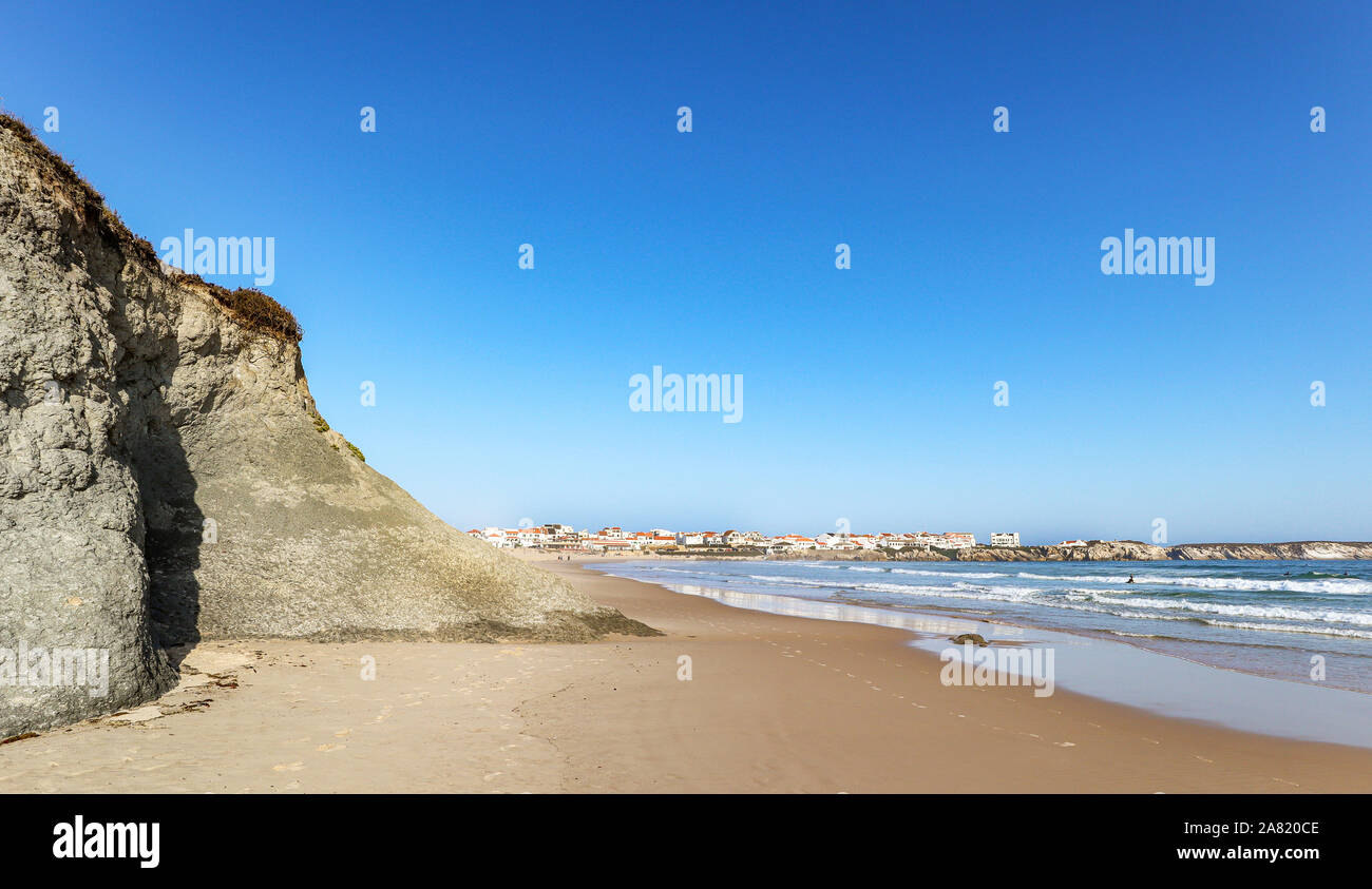 Praia do baleal peniche hi-res stock photography and images - Alamy