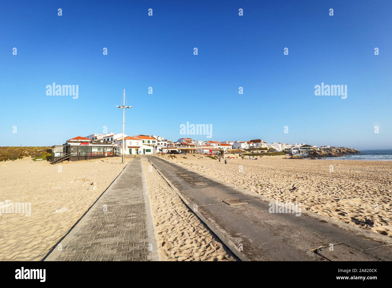 Praia do baleal peniche hi-res stock photography and images - Alamy