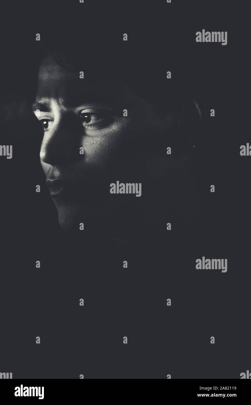 Man side profile eyes close up hi-res stock photography and images - Alamy