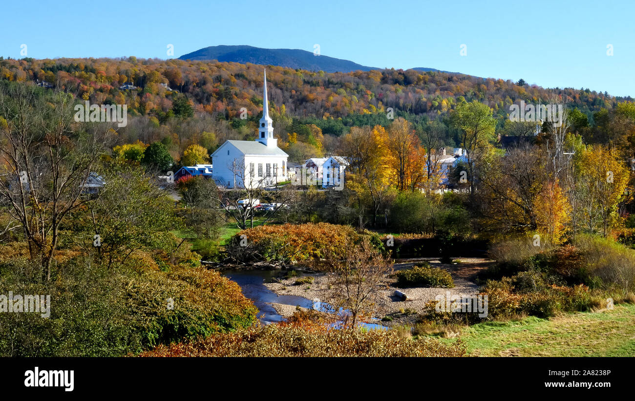 Fall foliage stowe community church hi-res stock photography and images ...