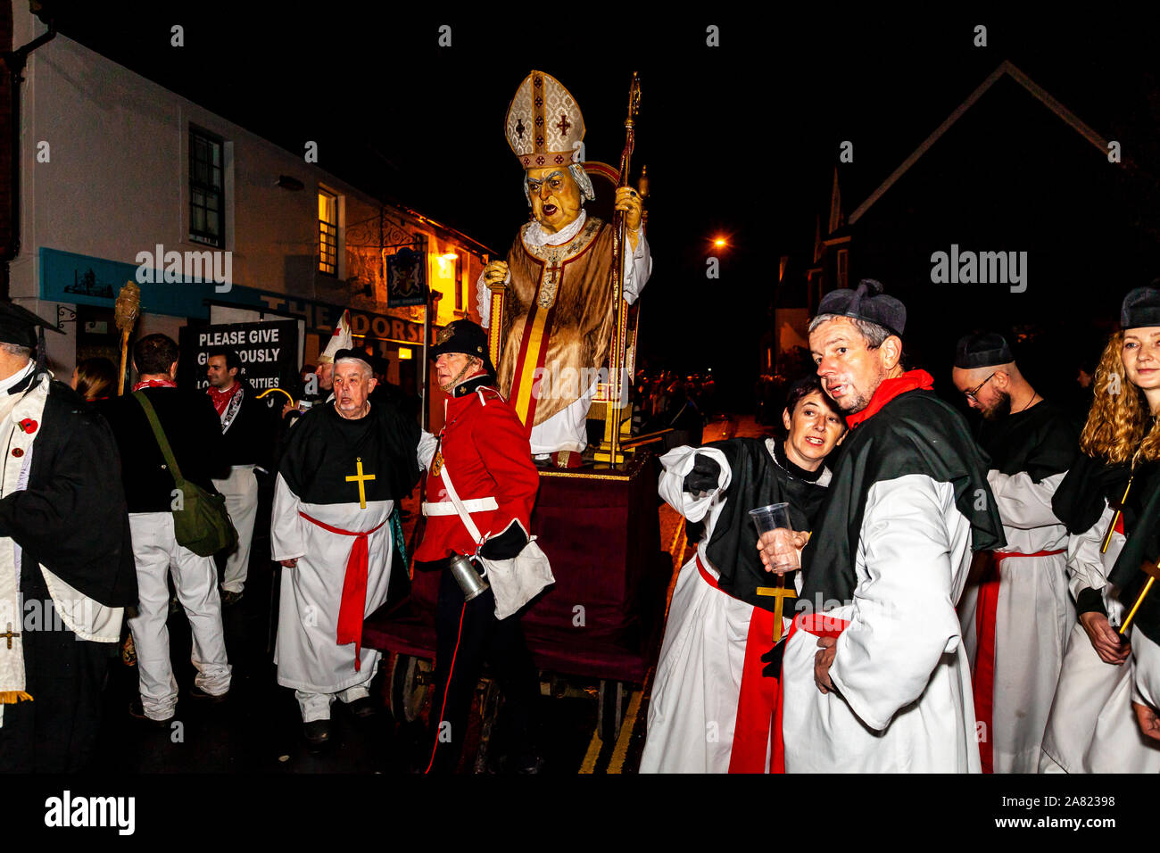 Lewes, UK. 5th November 2019. Bonfire Night (Guy Fawkes) celebrations ...
