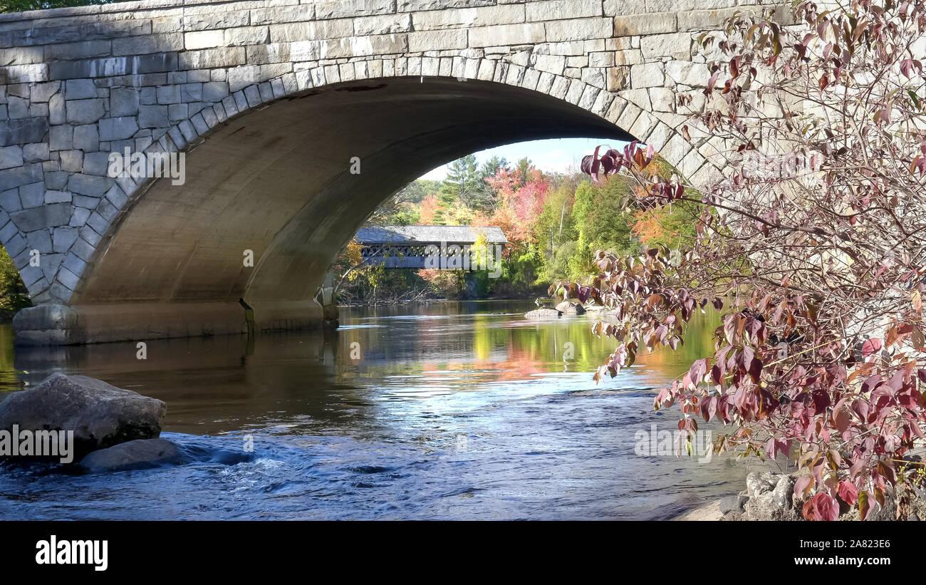 New hampshire covered bridges hi-res stock photography and images - Alamy