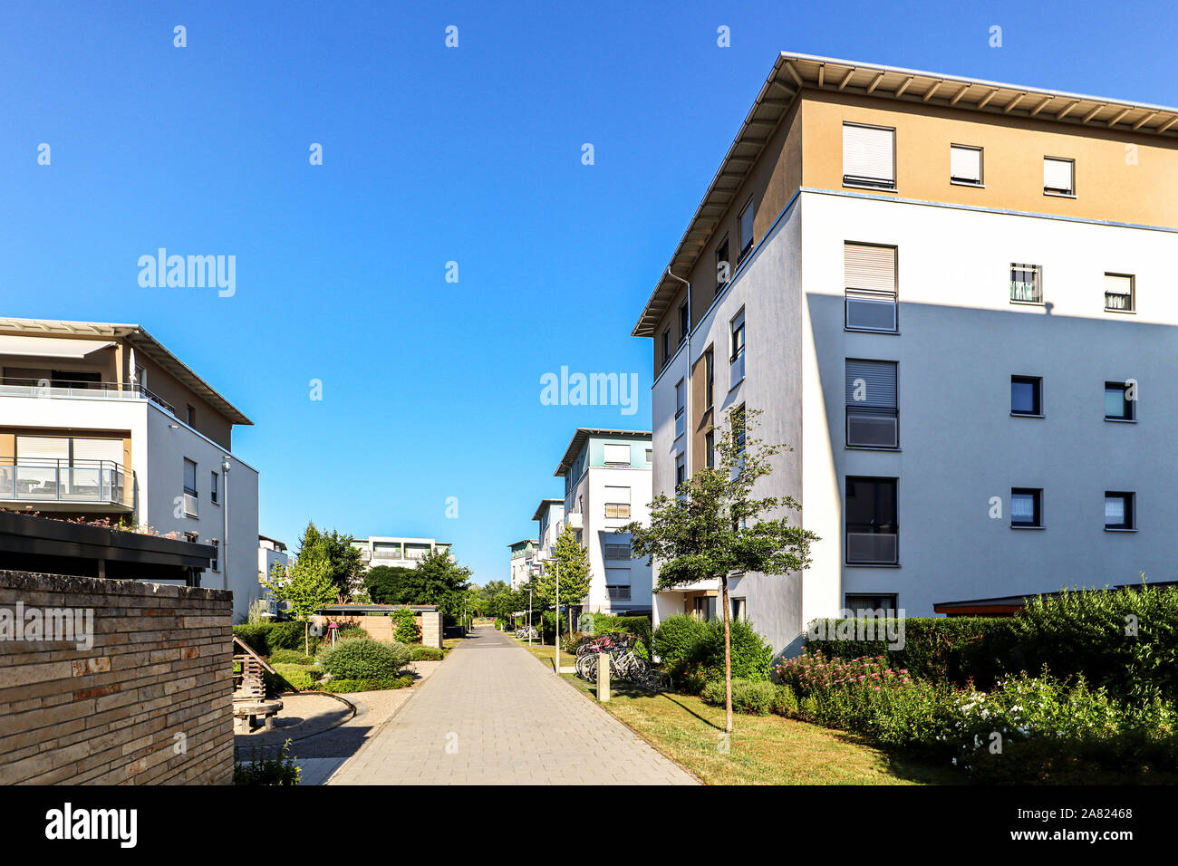 Residential area with apartment buildings in the city Stock Photo - Alamy