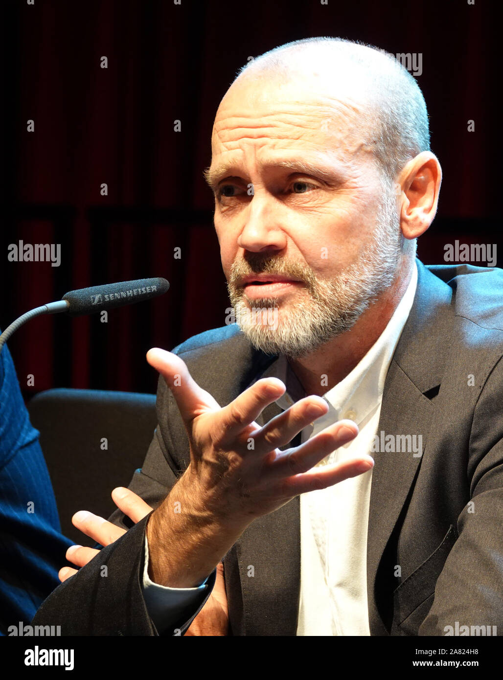 05 11 19 hi-res stock photography and images - Alamy