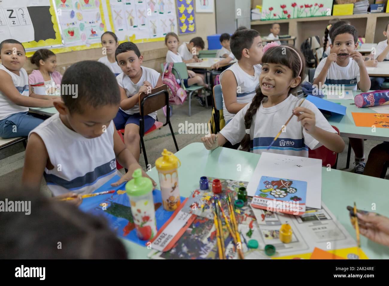 Brazilian students in classroom Stock Photo - Alamy