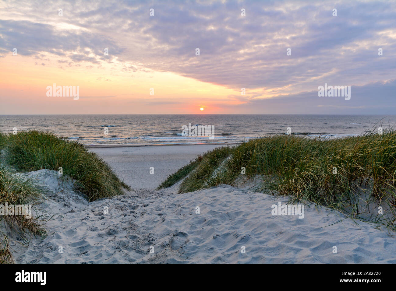 Henne strand hi-res stock photography and images - Alamy