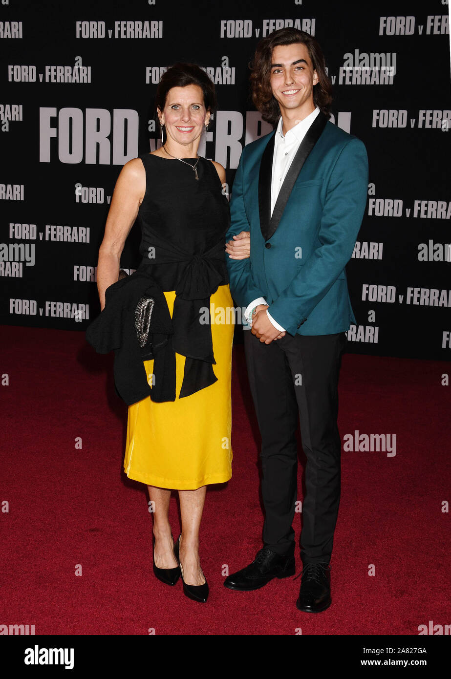 HOLLYWOOD, CA - NOVEMBER 04: Larsen Deane (R) and mother attend the ...