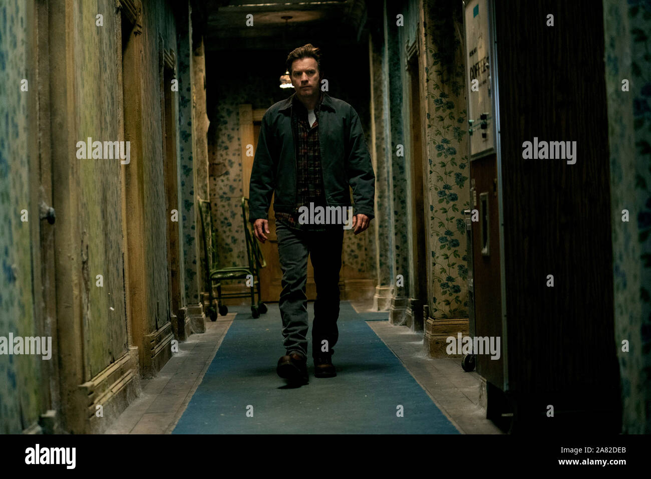 Doctor sleep film 2019 hi-res stock photography and images - Alamy