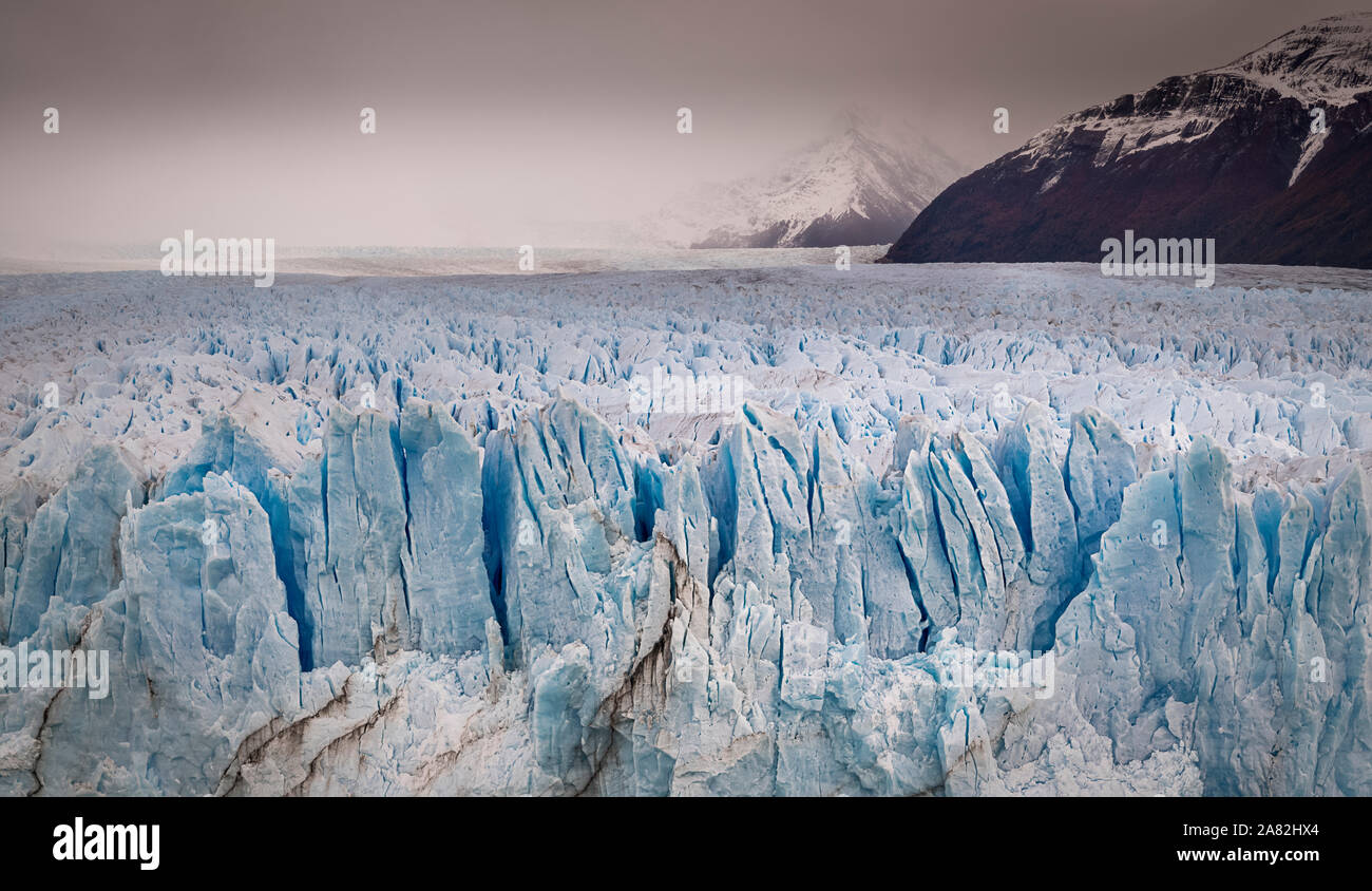 Patagonia peaks hi-res stock photography and images - Alamy