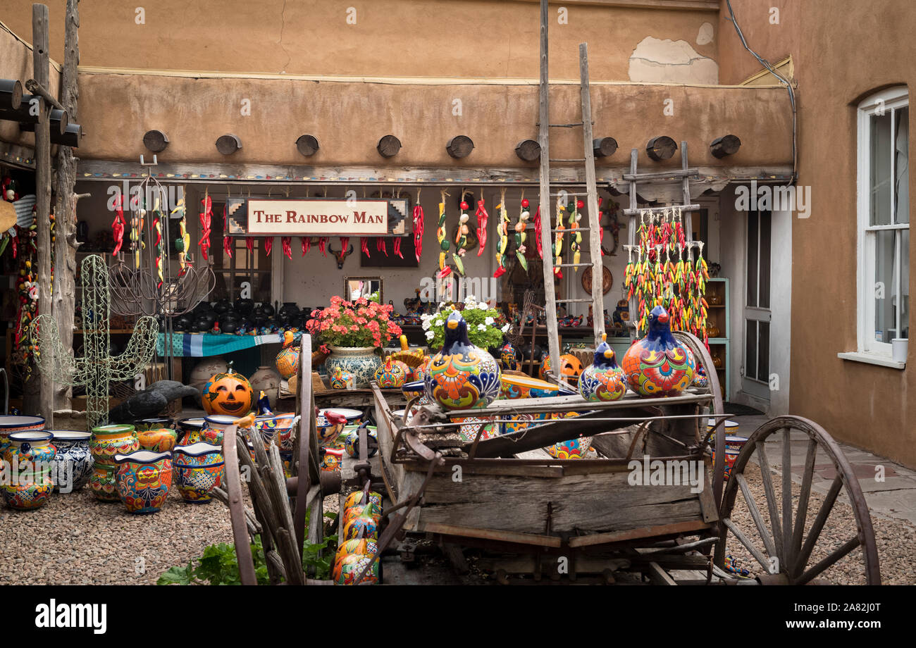 109 east palace hi-res stock photography and images - Alamy